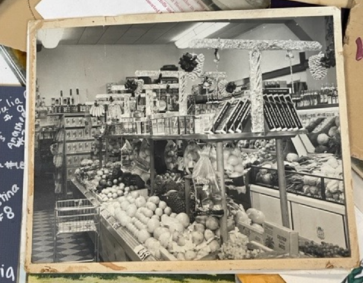 ‘The heartbeat of the neighborhood’: Berkeley’s Star Grocery turns 100 ...